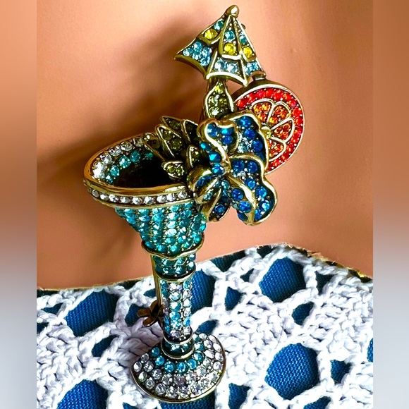 Heidi Daus | Jewelry | Heidi Daus Lavish Libation Brooch Pin | Poshmark